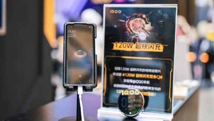 120W Hızlı Şarj Özelliğine Sahip iQOO 5 Serisi Geliyor! - TeknoDiot.com